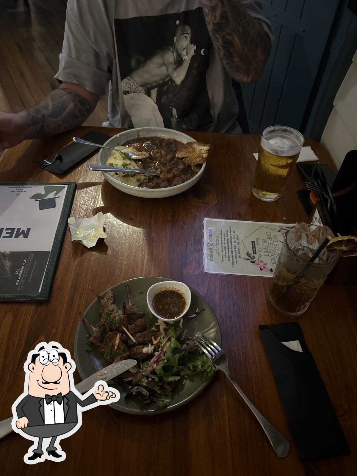 Dublin Docks Tavern, Biggera Waters - Restaurant menu, prices and reviews