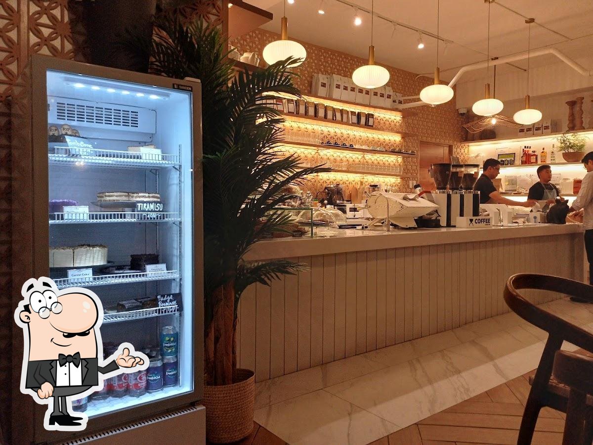Spotted Pig Cafe, Makati - Restaurant menu, prices and reviews