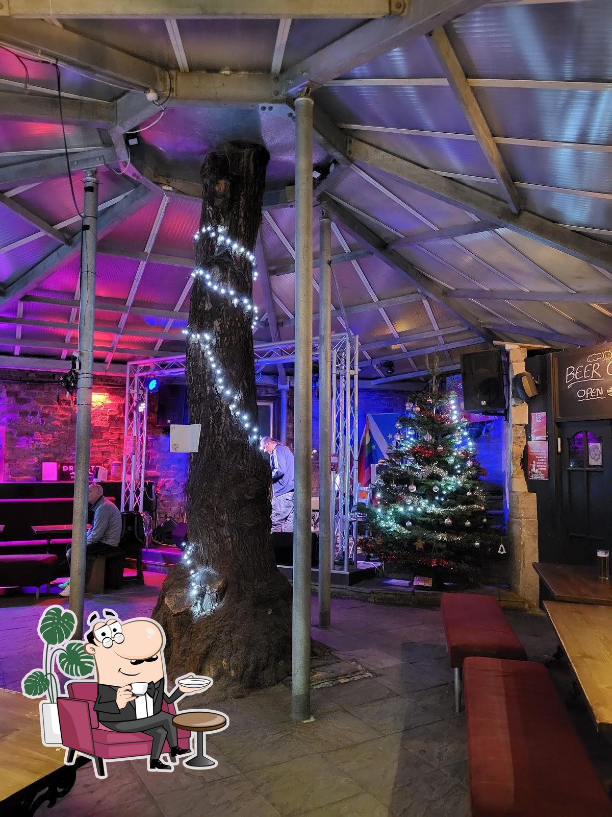 Clutha & Victoria Bar, Glasgow - Restaurant menu, prices and reviews