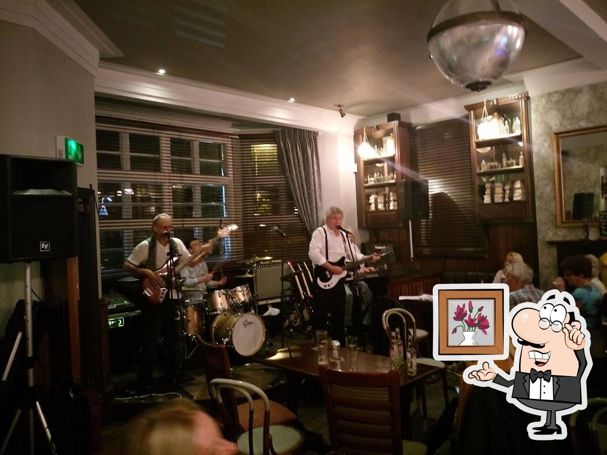 The Dane Bank, Manchester - Restaurant menu, prices and reviews