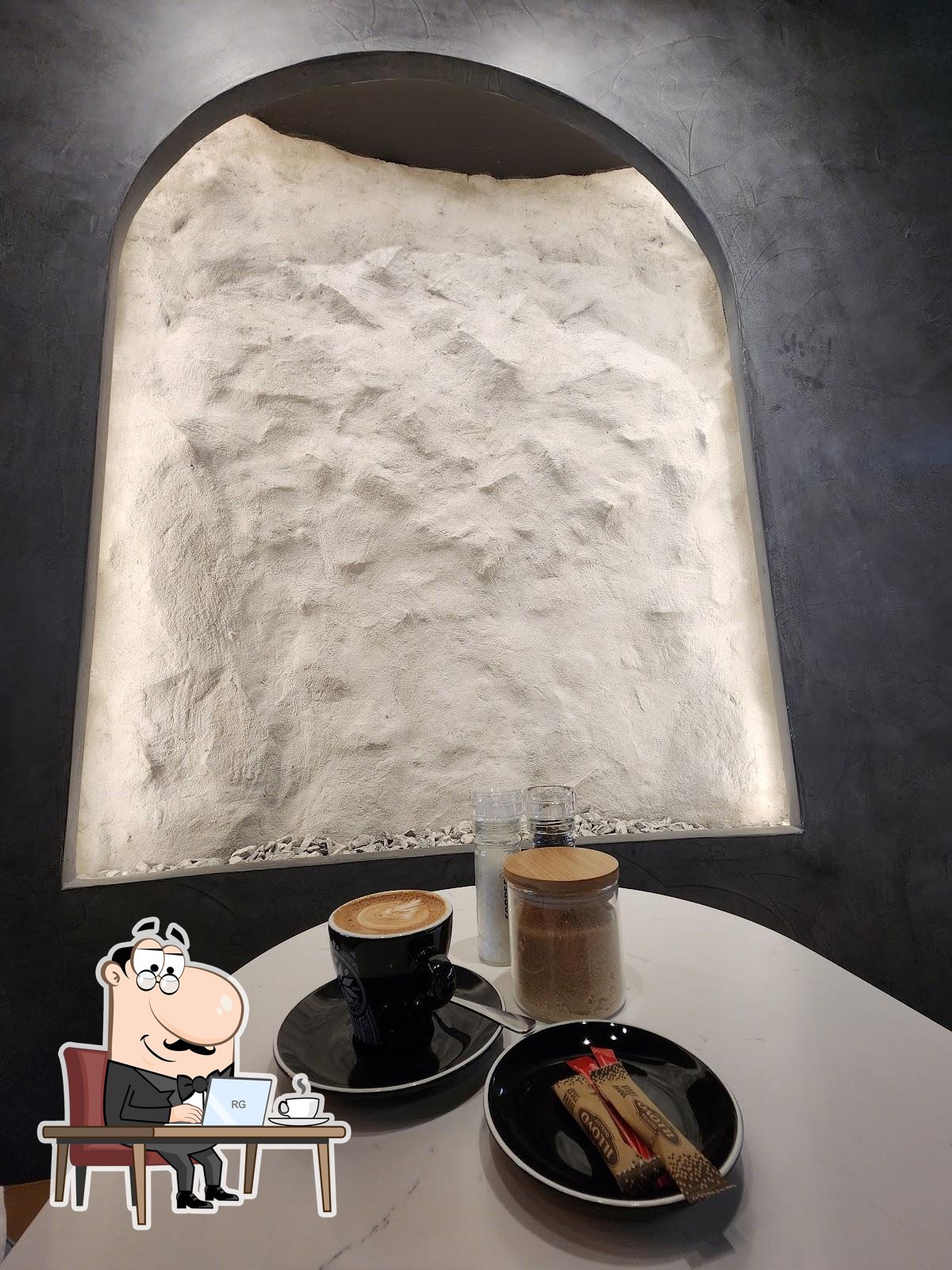 Shift Espresso bar Canal Walk, Cape Town - Restaurant menu, prices and ...
