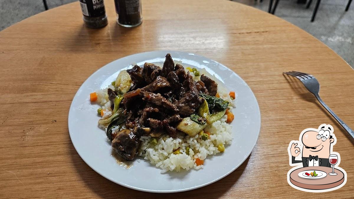 Da Moose Cafe, Altona - Restaurant menu, prices and reviews