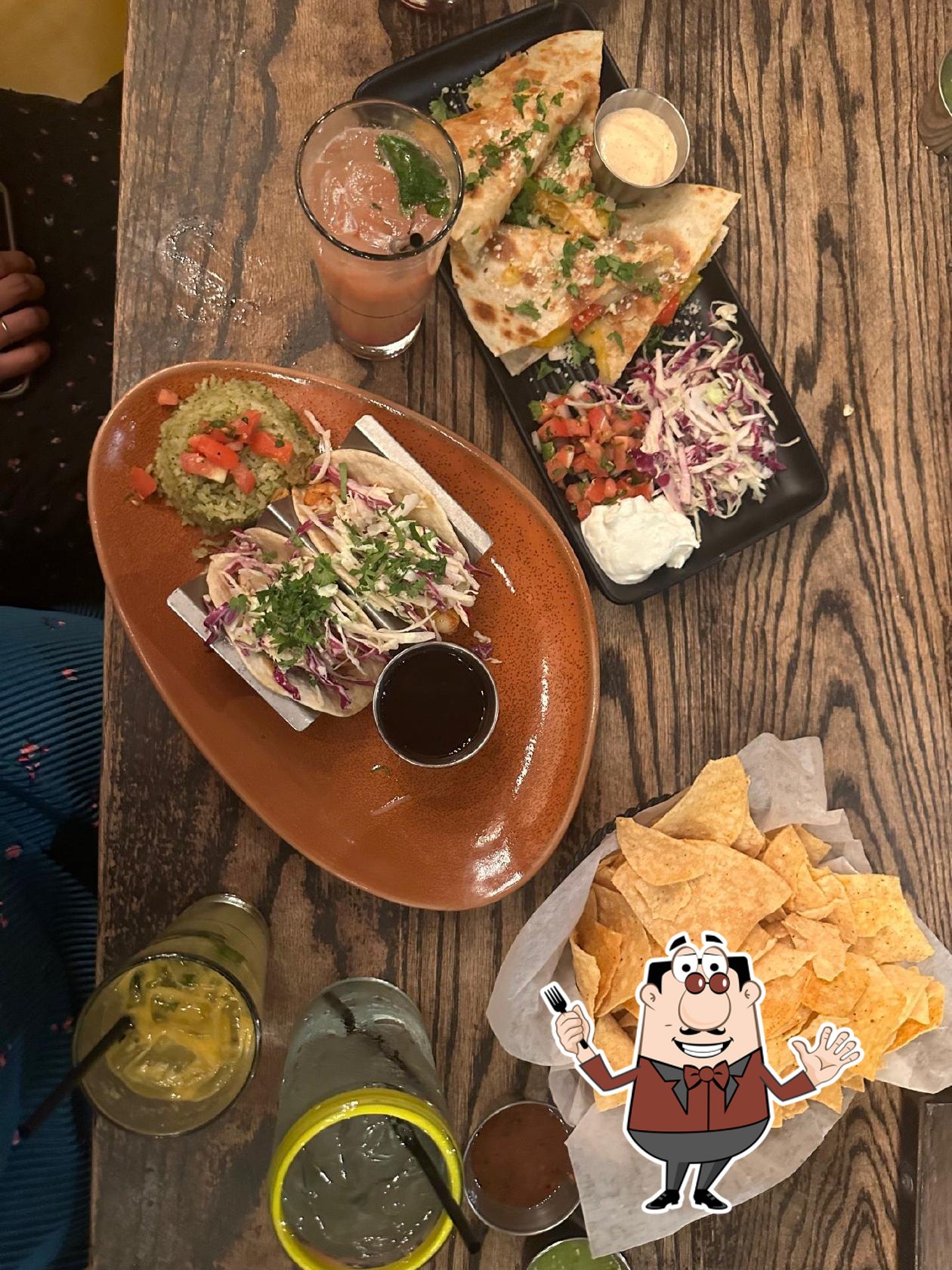 Vidorra, Addison - Restaurant menu, prices and reviews