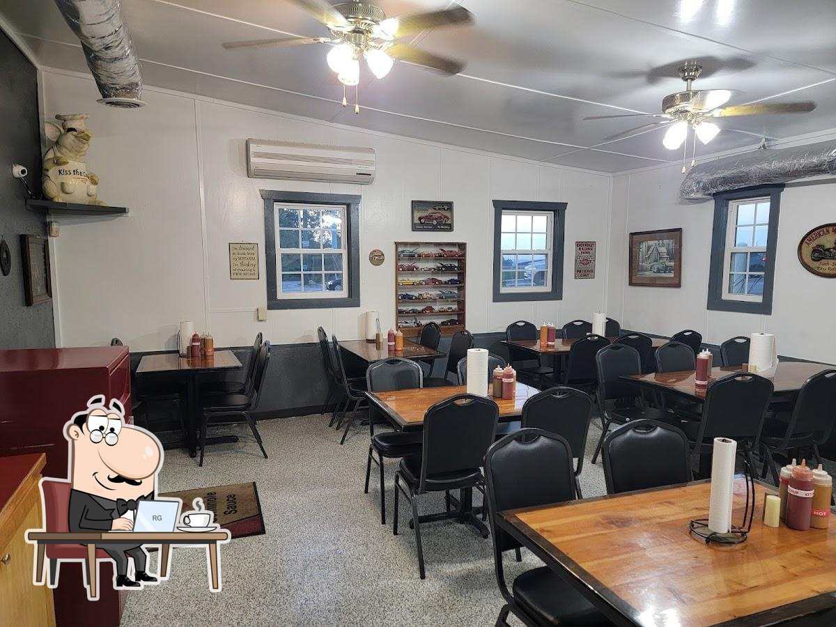Beaver Creek Biscuit Company and Barbecue, Lithia Springs - Restaurant ...
