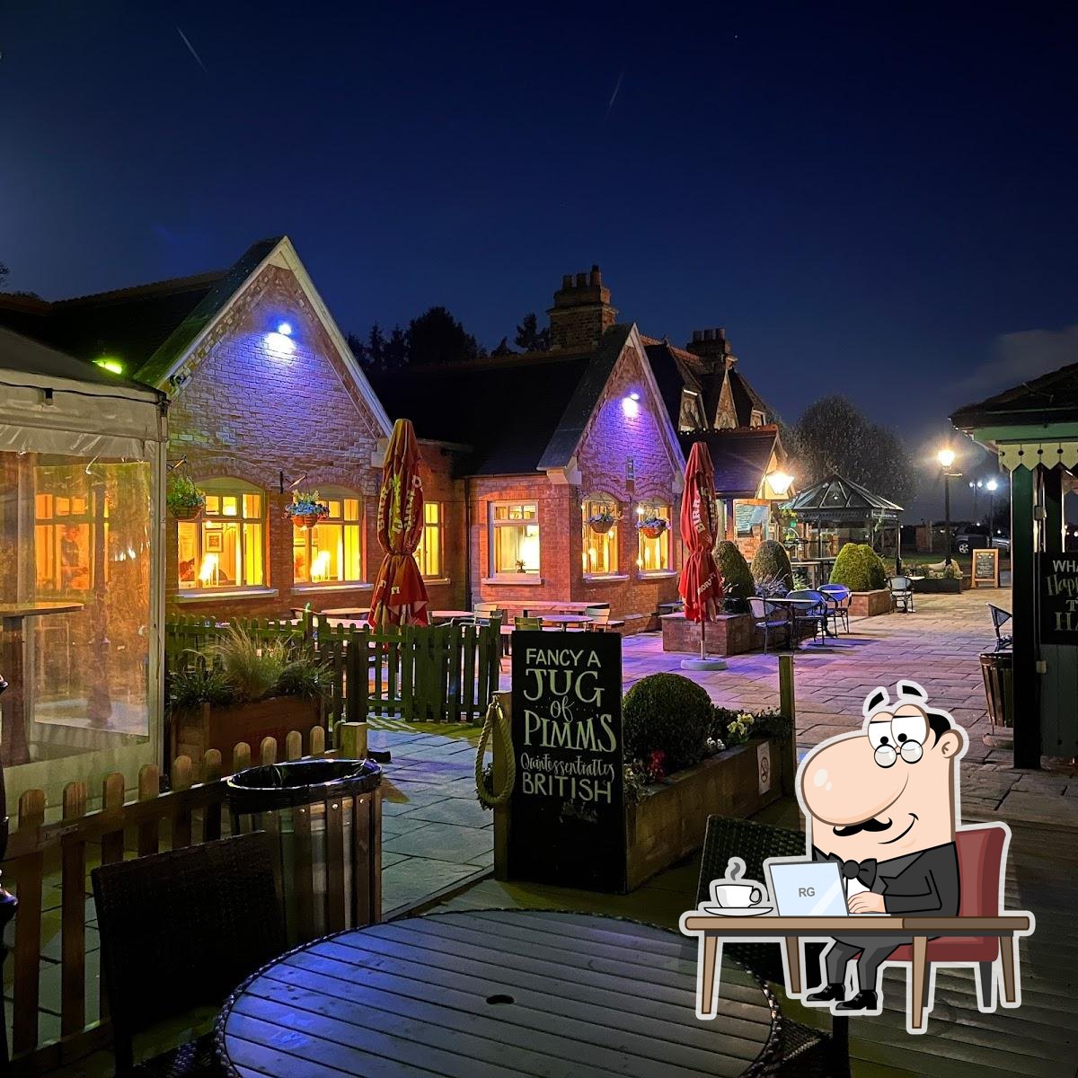 Brampton Halt, Northampton - Restaurant menu, prices and reviews