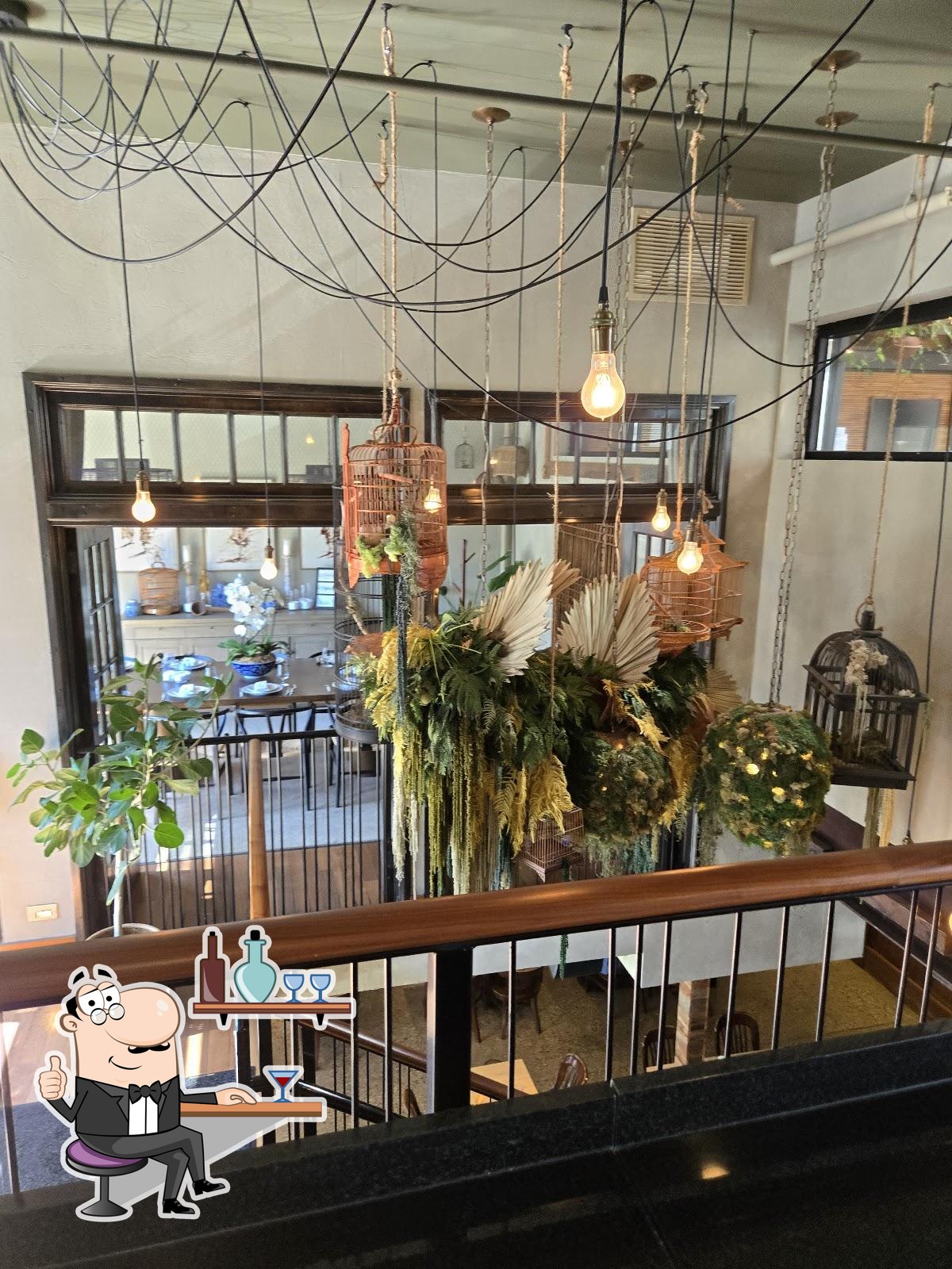 Gai Noi, Minneapolis - Restaurant menu, prices and reviews