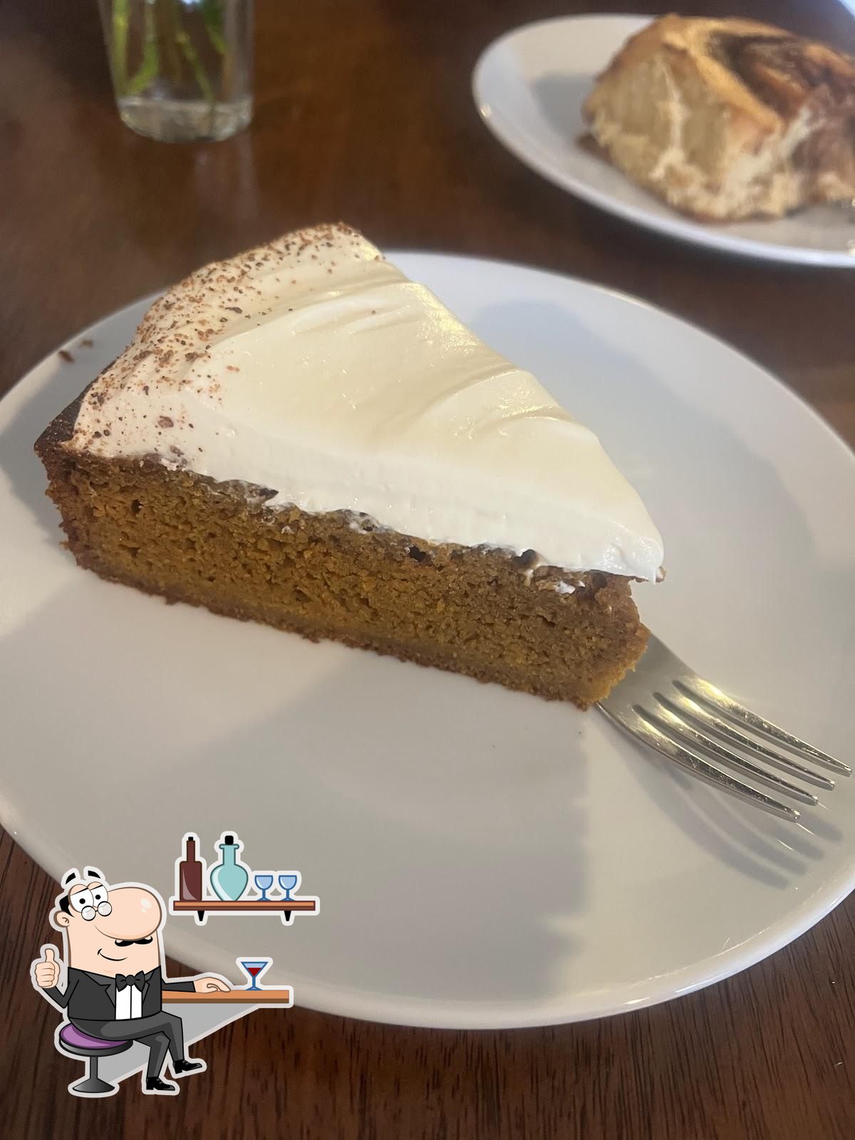 Fox & Monocle Cafe, North Saanich - Restaurant menu, prices and reviews