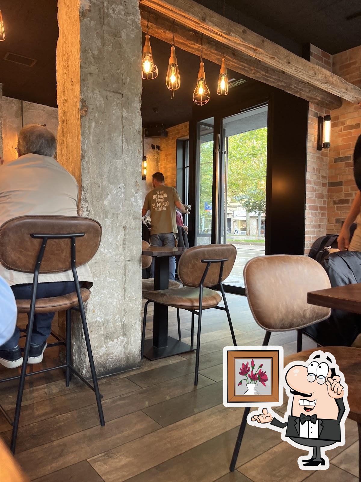 Nomada Street Food, Zaragoza - Menú del restaurante, precios y reseñas