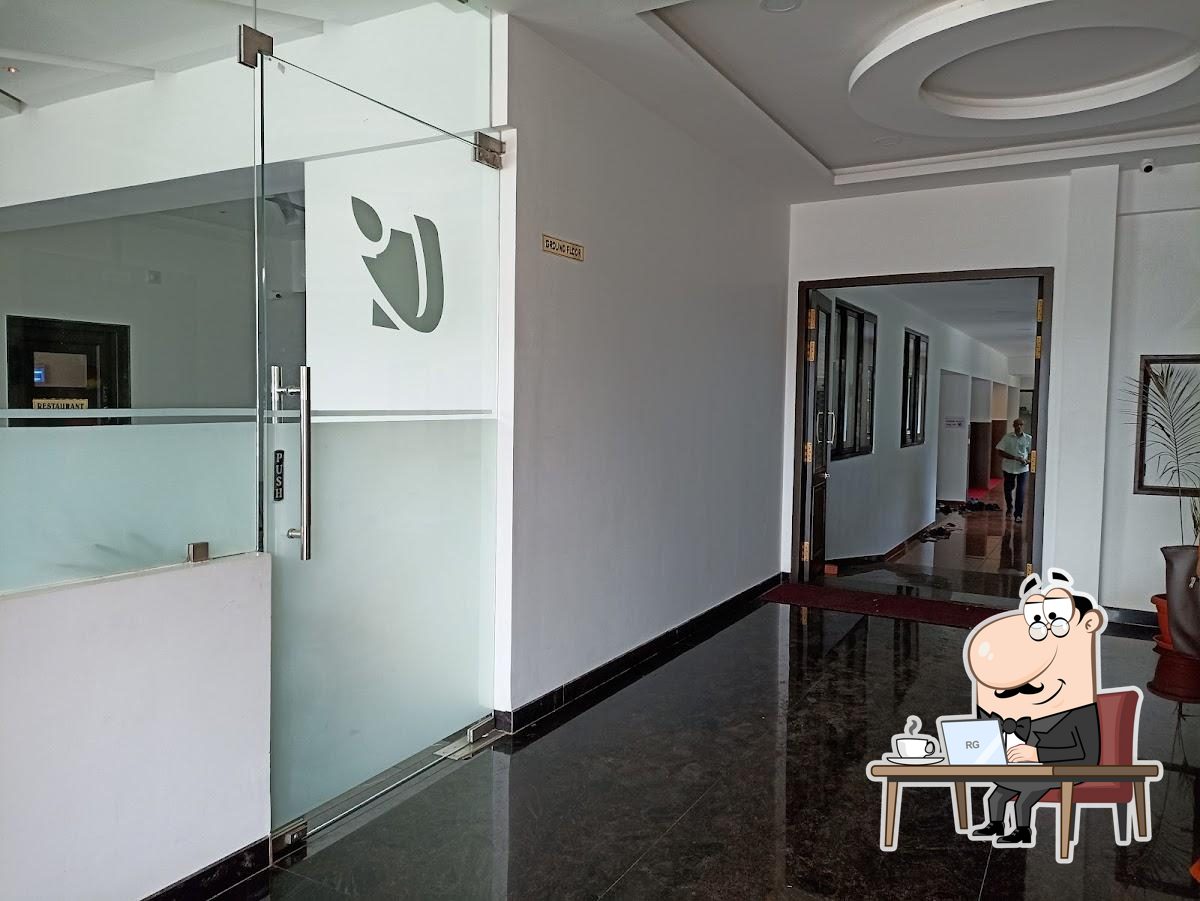 Hotel Udupi International Yermal - Restaurant menu, prices and reviews