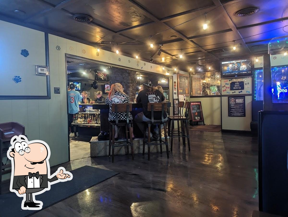 The DogHouse, Linglestown - Restaurant menu, prices and reviews