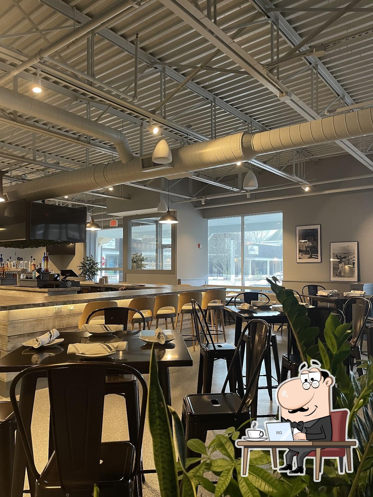 Navillus Bar & Grill, Orleans - Restaurant menu, prices and reviews