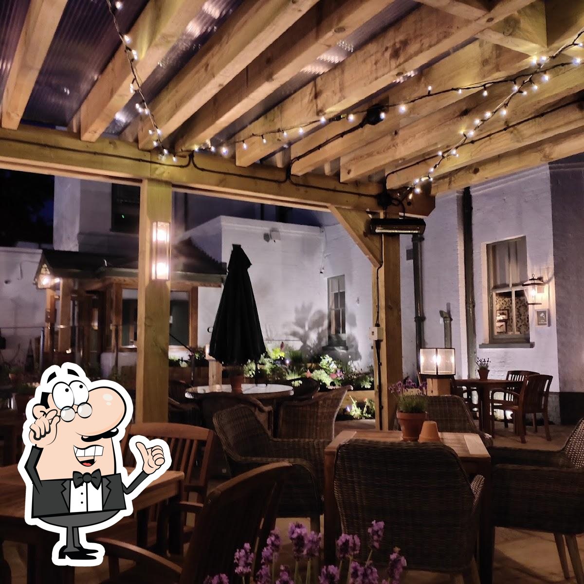 The Wheatsheaf, Virginia Water - Restaurant menu, prices and reviews