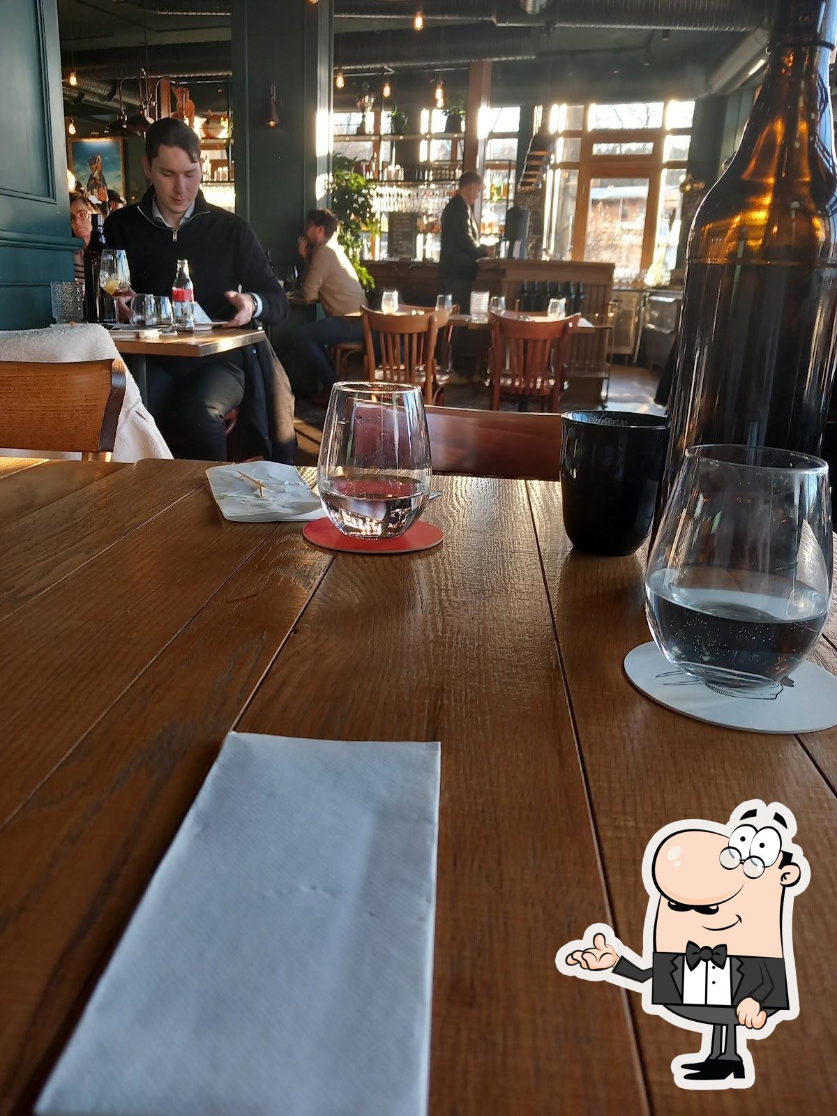 Den Gyllene Räven, Norrtälje - Restaurant menu, prices and reviews