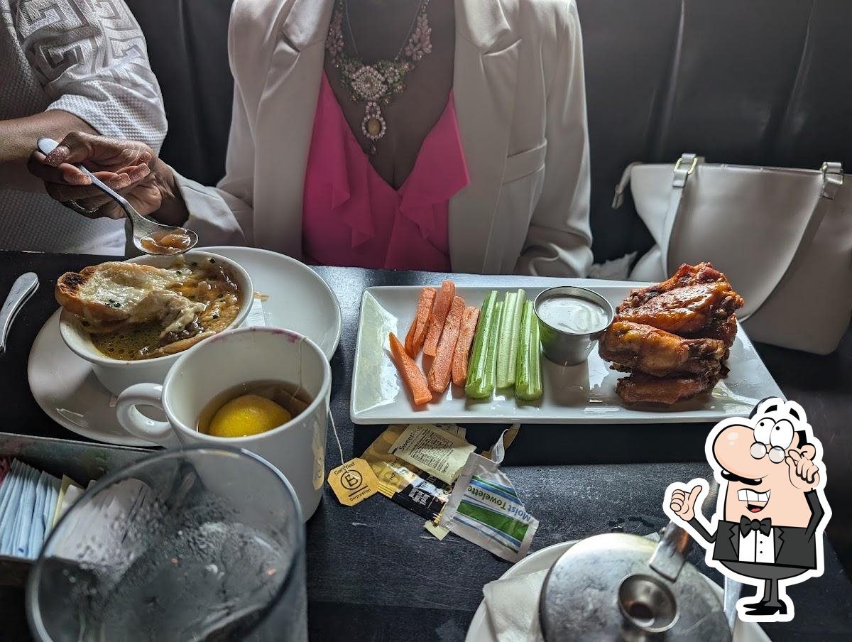 Summit Grill, Lee's Summit - Restaurant menu, prices and reviews