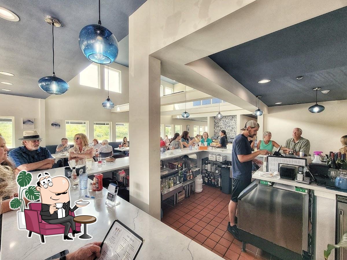 At Long Last, Auburn - Restaurant menu, prices and reviews
