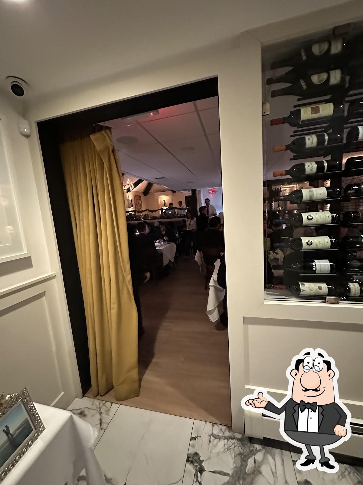 Two25 Restaurant, Locust Valley - Restaurant menu, prices and reviews