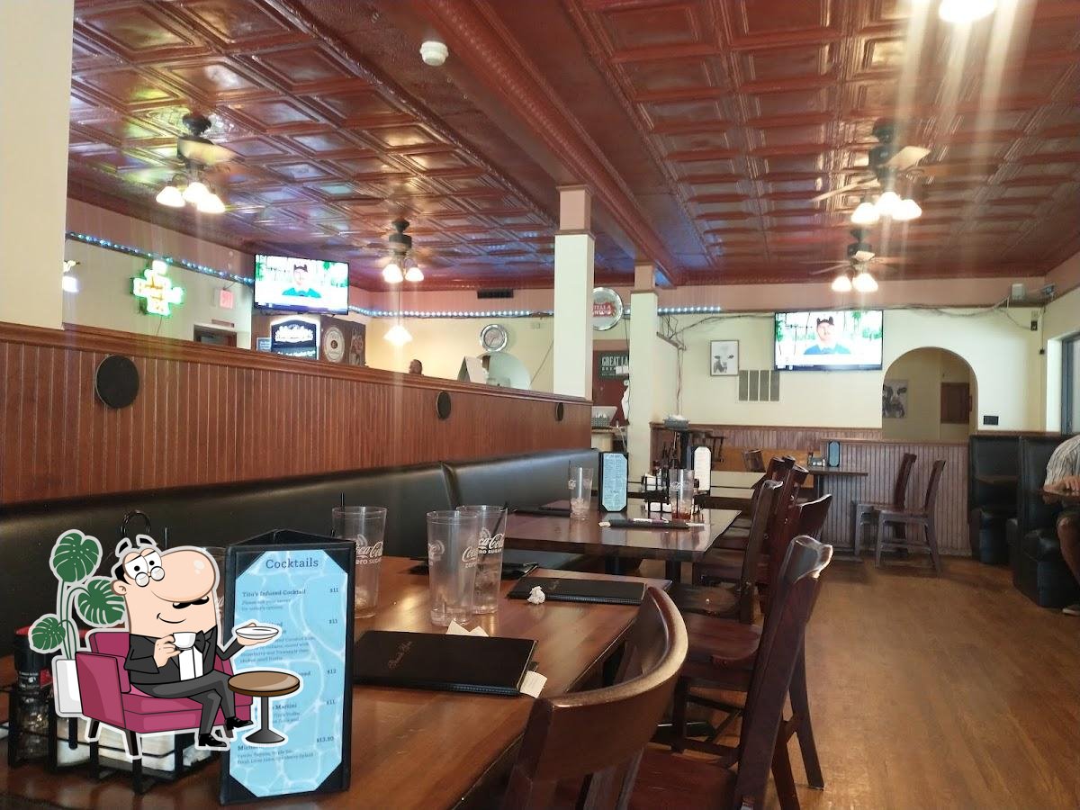 Pejza's Lydick Patio, South Bend - Restaurant menu, prices and reviews