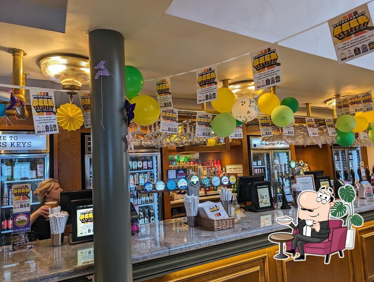 The Cross Keys Wetherspoon, Beverley - Restaurant menu, prices and reviews