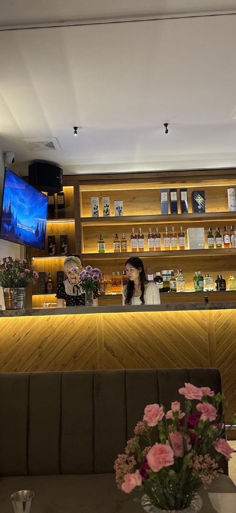 Club Karen Japanese Bar & Lounge, Hanoi - Restaurant menu, prices and ...