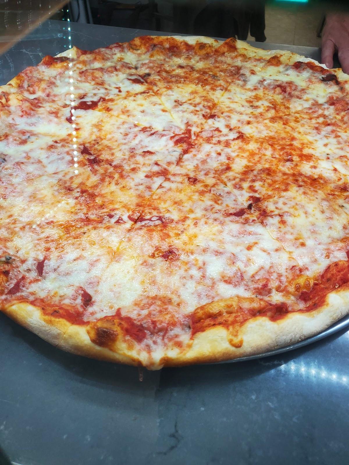 Domenick's Pizza, Greenwich - Restaurant menu, prices and reviews