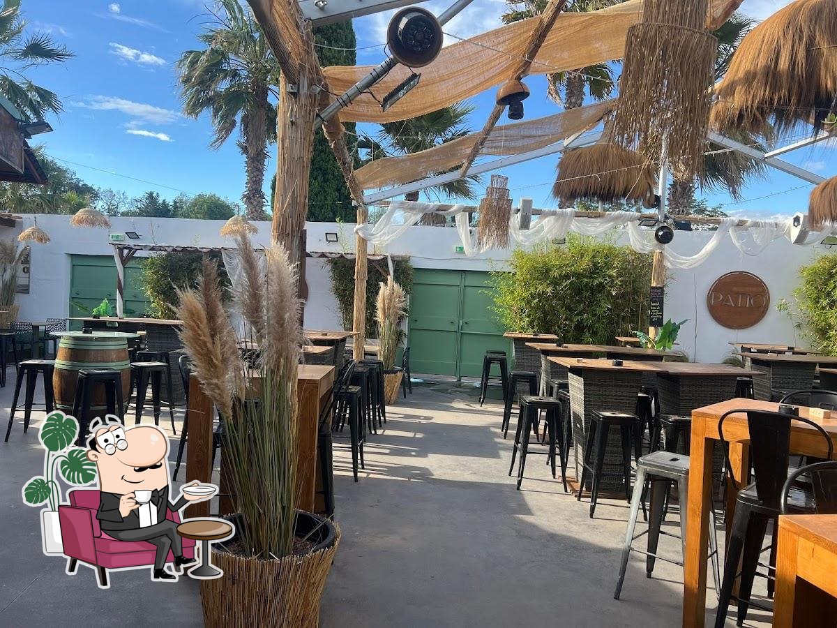 LE PATIO Resto festif, Lattes - Menu du restaurant, prix et avis