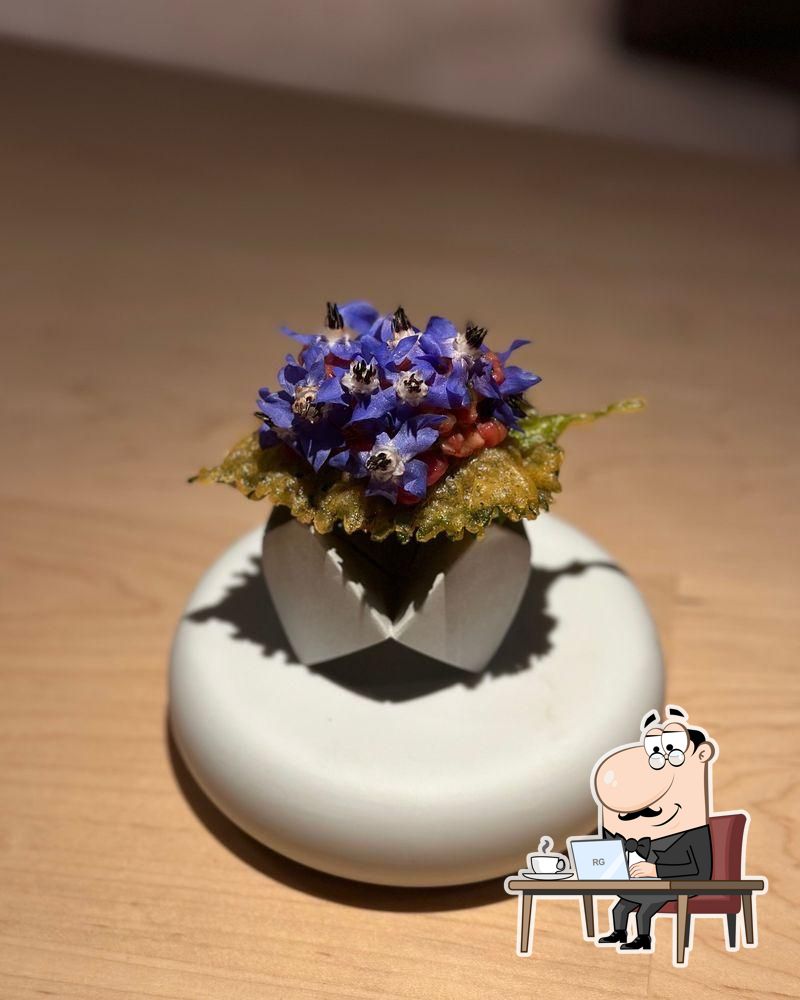 Somni, West Hollywood - Restaurant menu, prices and reviews