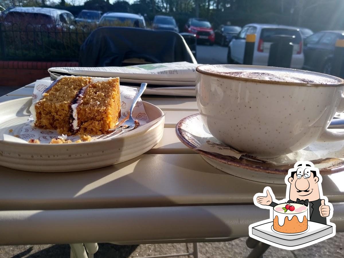 Hallies Cafe, Solihull - Restaurant menu, prices and reviews