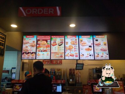 Jollibee Crissant CML, Quezon City - Restaurant menu, prices and reviews
