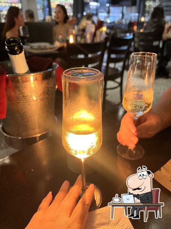 Wine Connection Sukhumvit 11 pub, Bangkok (Nana) – menu, prices & reviews