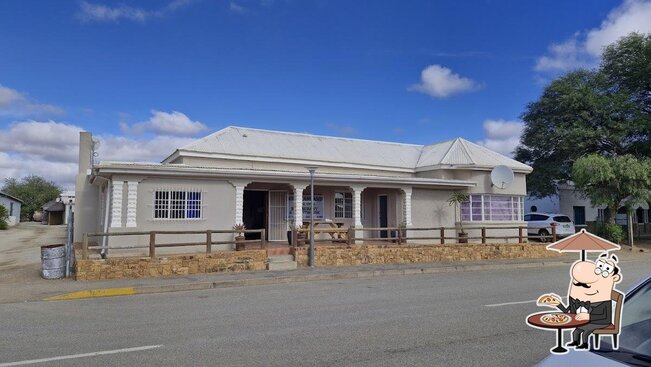Boesmanland Pub & Grill Loeriesfontein, Loeriesfontein - Restaurant ...