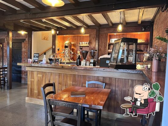 Chapman Taylor Cafe & Inn, Wellington - Restaurant menu, prices and reviews