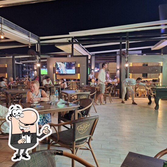 Retro Pub HRG, Hurghada - Restaurant menu, prices and reviews