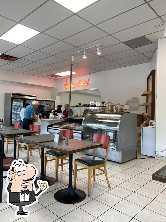 Calabria Bakery, Toronto, Ellesmere - Restaurant menu, prices and reviews
