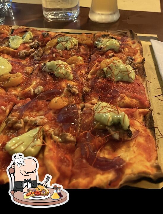 Revolution Fast Food Gourmet, Larino - Restaurant menu, prices and reviews