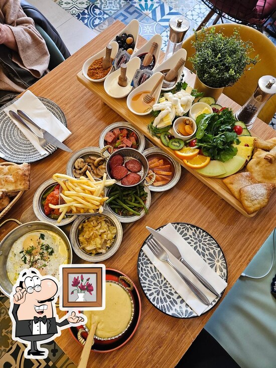 Mirache Kitchen, Enfield - Restaurant menu, prices and reviews
