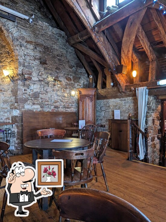 King Charles Poole, Poole - Restaurant menu, prices and reviews