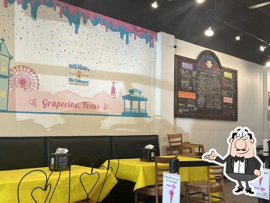 Beth Marie's Old Fashioned Ice Cream & Soda Fountain, Grapevine ...
