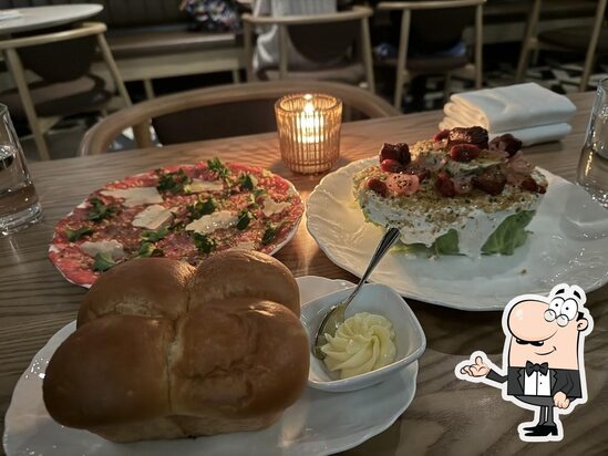 Alobar Downtown, Toronto - Restaurant menu, prices and reviews