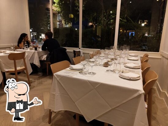 Hunan, London, Sloane Square - Restaurant menu, prices and reviews