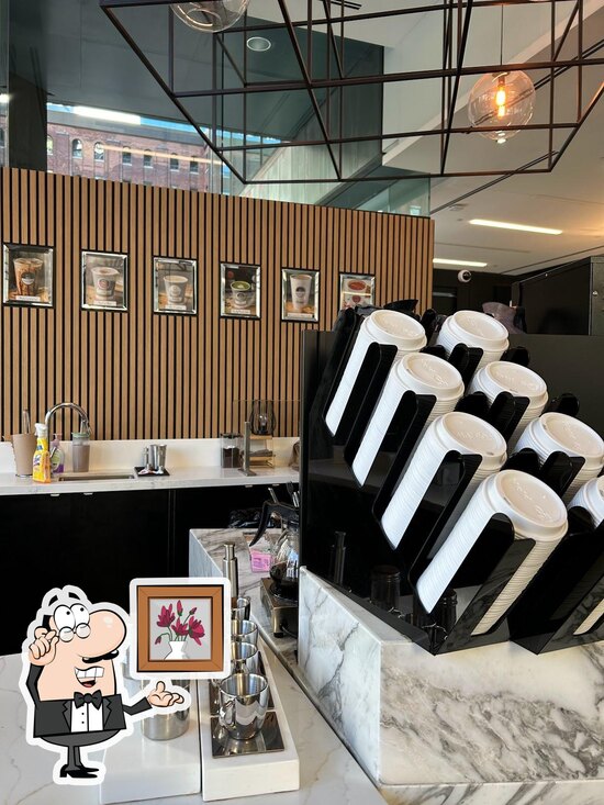 Mos Mos Coffee, Toronto, Union - Restaurant menu, prices and reviews