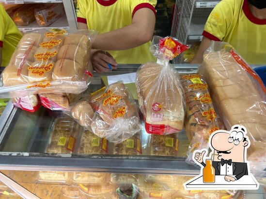 Menu at Bagong Pag-asa Bakery, Quezon City