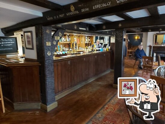 The Ship at Upavon, Upavon - Restaurant menu, prices and reviews