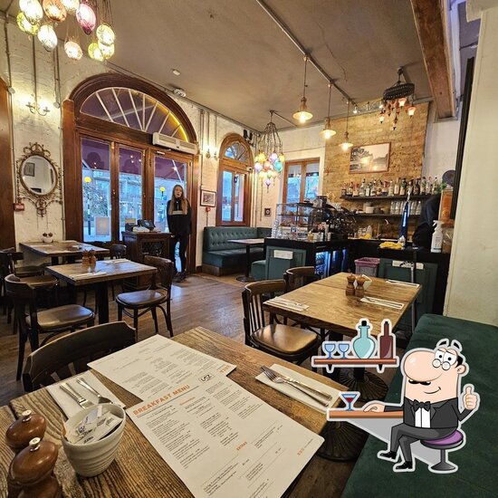 Bistro Laz, London, Tufnell Park - Restaurant menu, prices and reviews