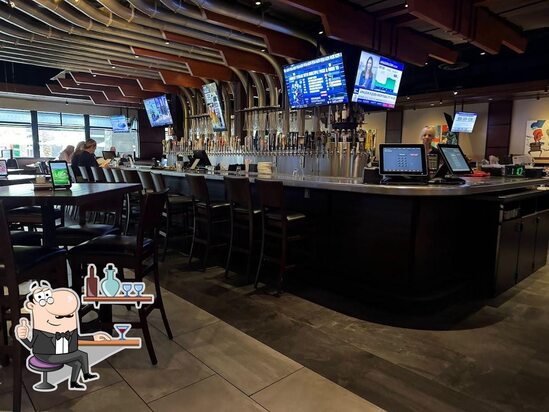 Yard House, Phoenix - Restaurant menu, prices and reviews