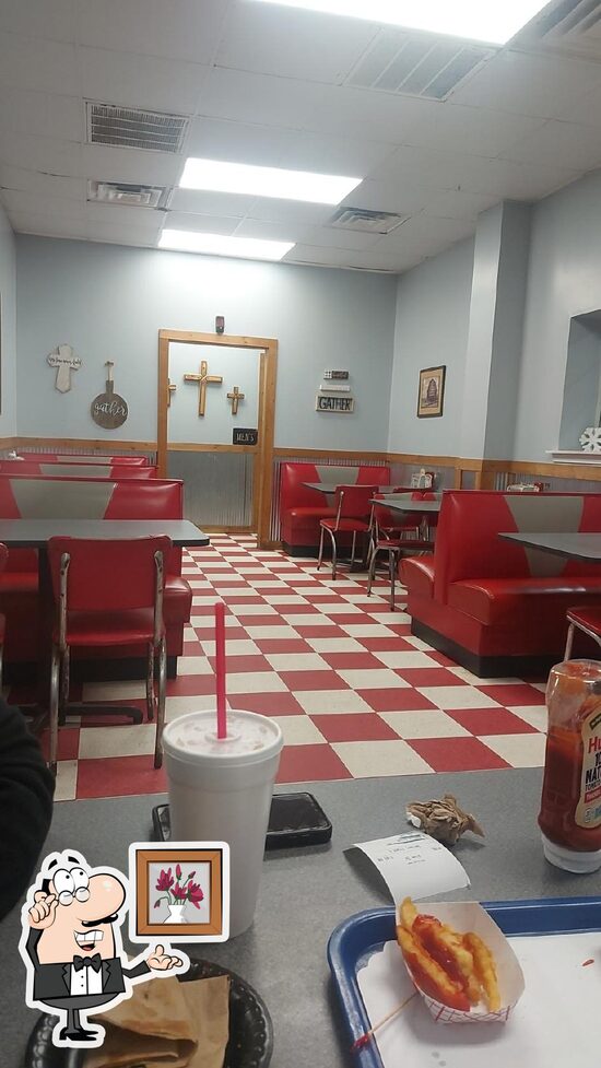 Lotta Burger, Hurley - Restaurant menu, prices and reviews