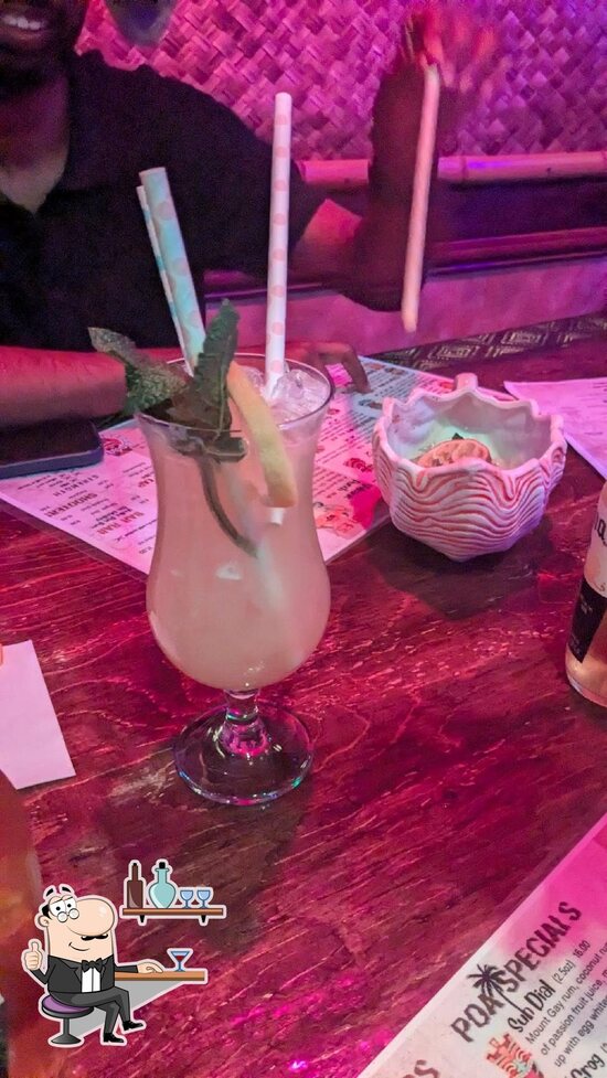 Poa Tiki Bar, Ottawa - Restaurant menu, prices and reviews