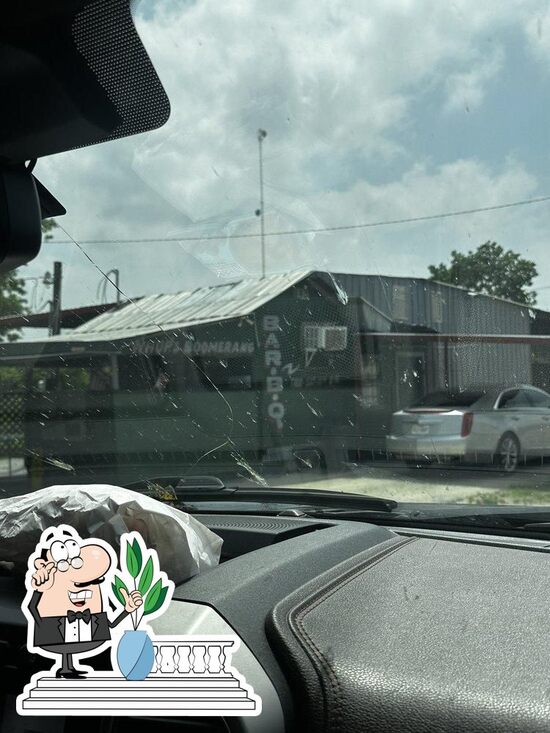 Whup's Boomerang Barbecue, Marlin - Restaurant menu, prices and reviews