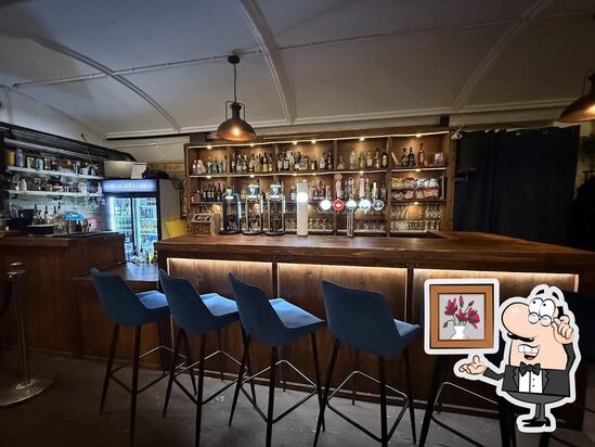 The Oriel Bar, Liverpool - Restaurant menu, prices and reviews