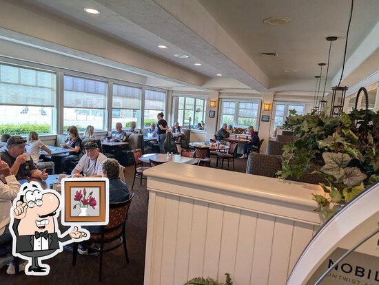 Foxy's Restaurant, Harbor - Restaurant menu, prices and reviews