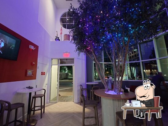 The Oliv Bar, Orlando - Restaurant menu, prices and reviews